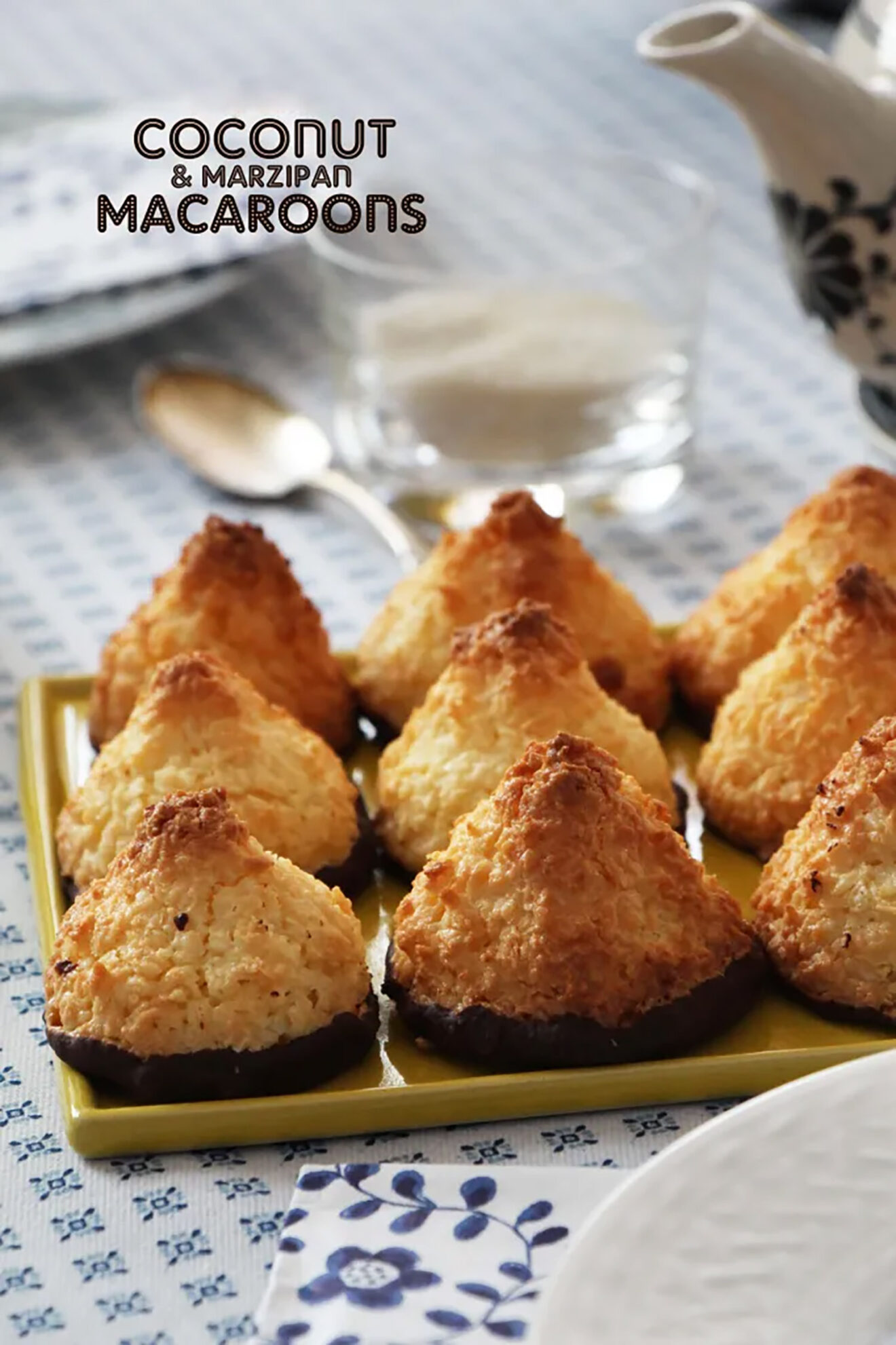 Recipe: Coconut and Marzipan Macaroons - Baking - Danish food